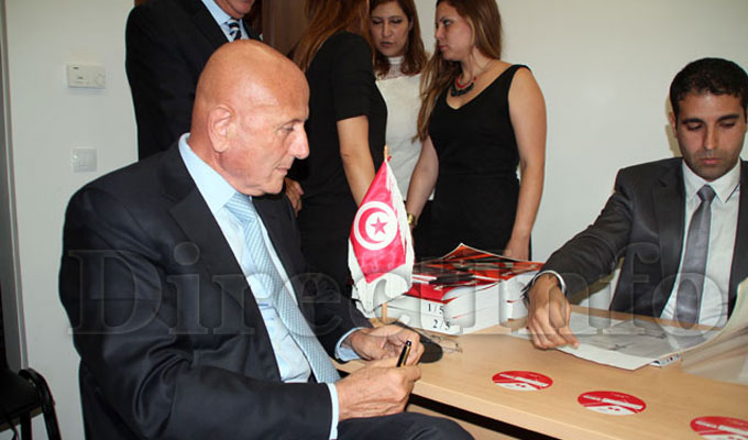 PHOTOS/VIDEO: Ahmed Néjib Chebbi se présente à la présidentielle ...