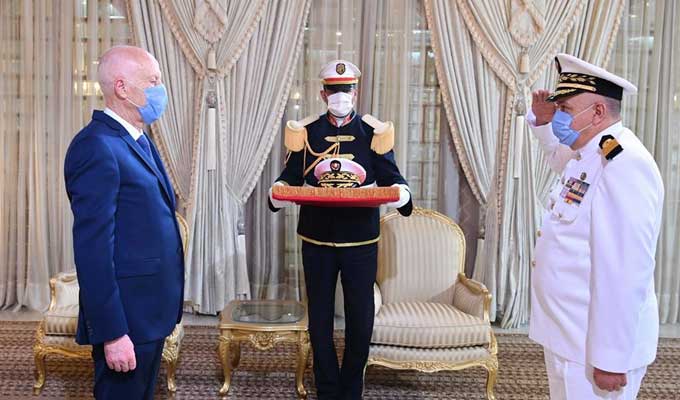 Tunisie: Le Capitaine de Vaisseau Major, Adel Jhen promu au grade de ...