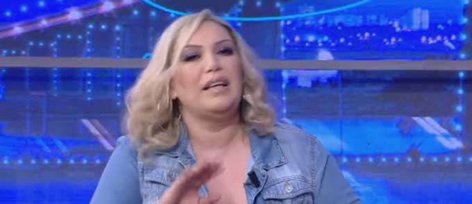 Faten Fazaa présente son nouveau livre “Sawfa Talhou Bina Al Hayet ...