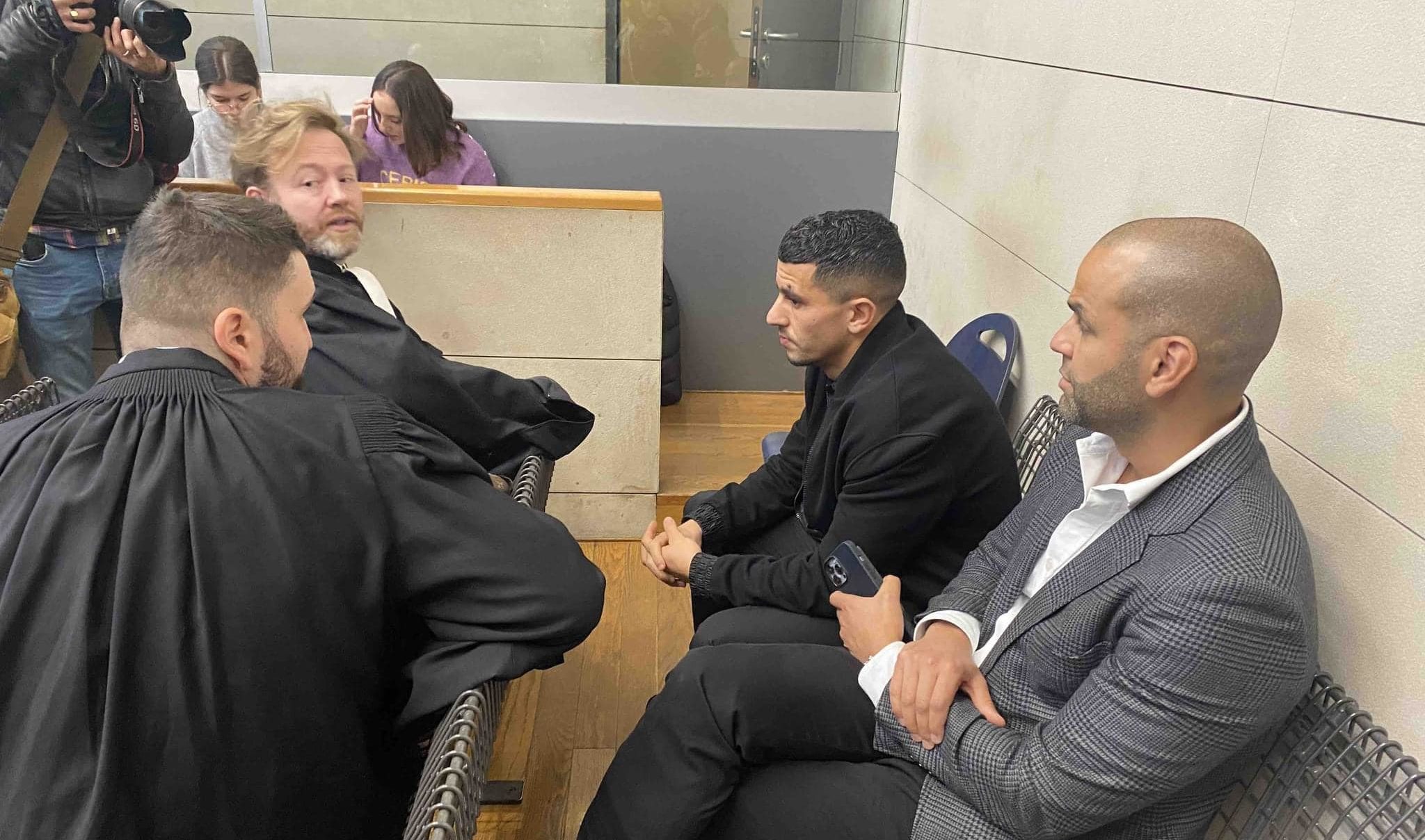 Youcef Atal devant la justice française pour ses prises de position pro ...