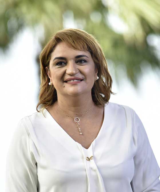 Najla Cherif Hamdi nommée Directeur Général Pharma de Sanofi Maroc ...