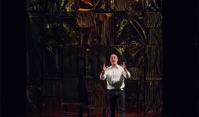 El Teatro accueille "Come un granello di sabbia" : Un drame poignant ...