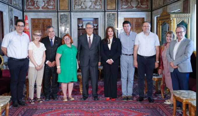 Bouderbala reçoit l’Ordre des médecins : focus sur la responsabilité ...